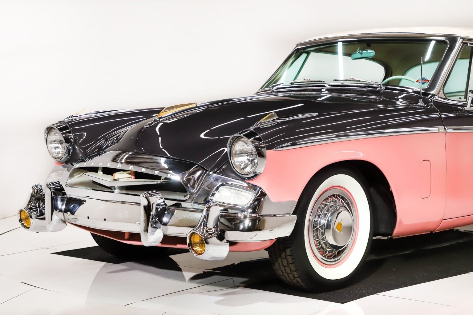 Studebaker Golden Hawk: The Luxury Classic Inspired by the 1955 ...