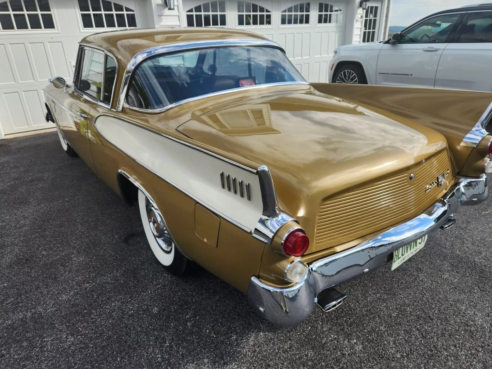 Restored 1957 Studebaker Golden Hawk Shines as a Unique Collector’s Gem ...