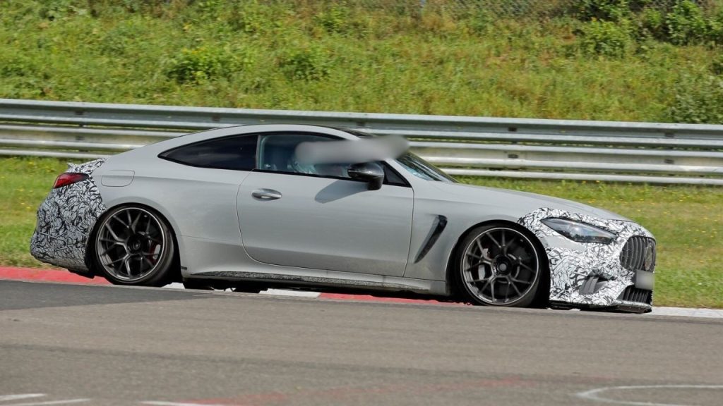 Mercedes-AMG CLE 63 Spy Shots Reveal Powerful Hybrid V8 with Aggressive ...