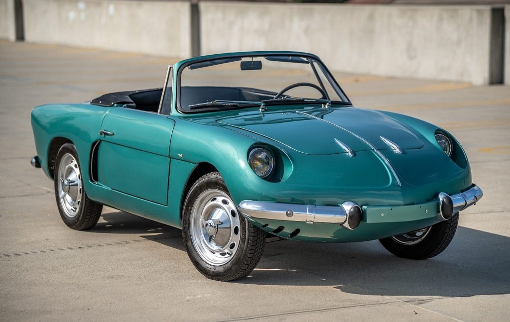 Jeep's Supercar Willys Interlagos, The Stylish Sports Car Among the SUV ...