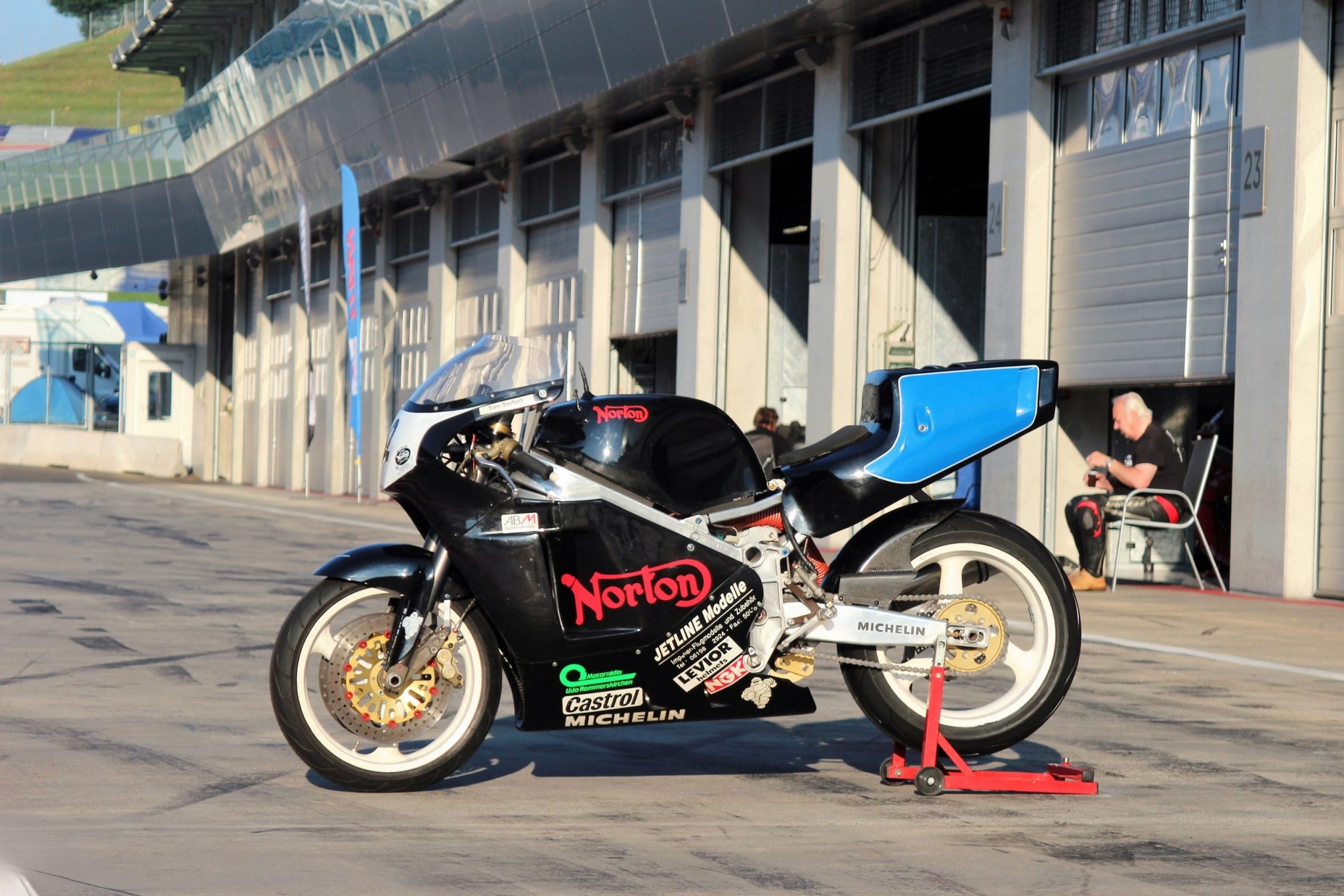 Norton's Iconic F1R Racing Prototype to be Auctioned: A Rare Piece of ...