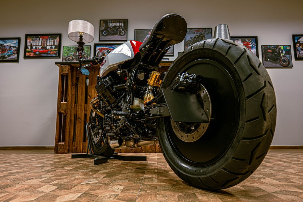 Tossa R Transforms Honda CX500 Into a Performance-Driven Cafe Racer ...