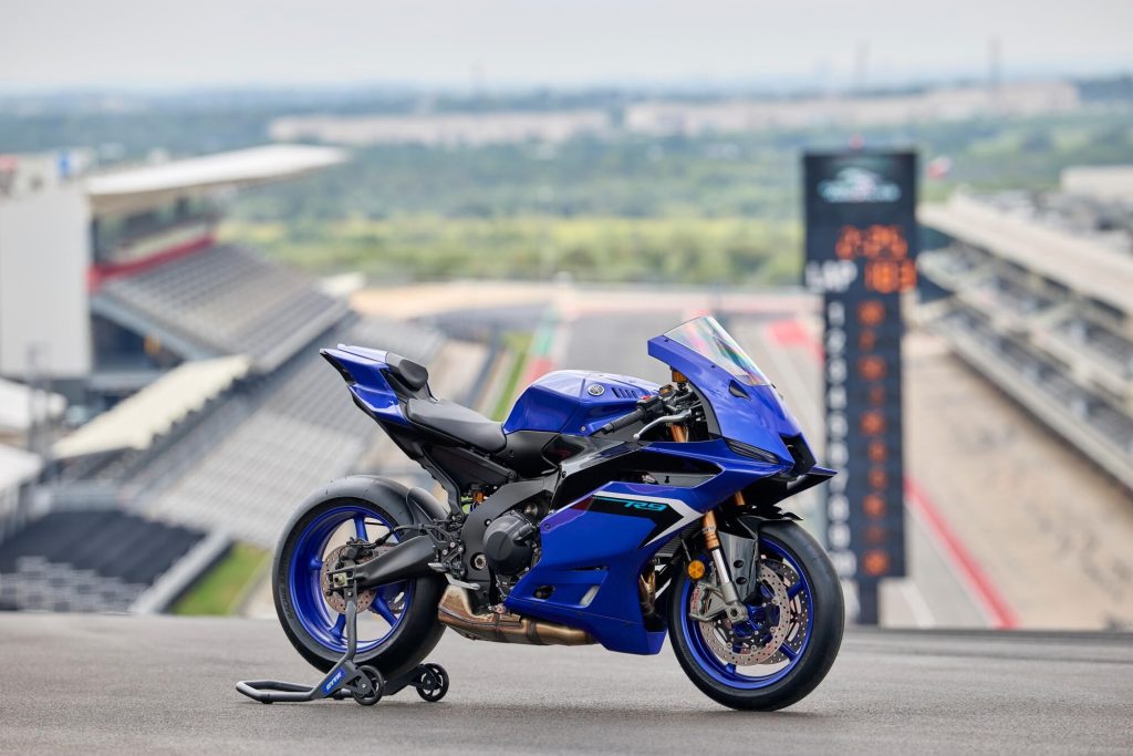 Yamaha R9 Redefines Supersport Motorcycles with Cutting Edge Technology ...