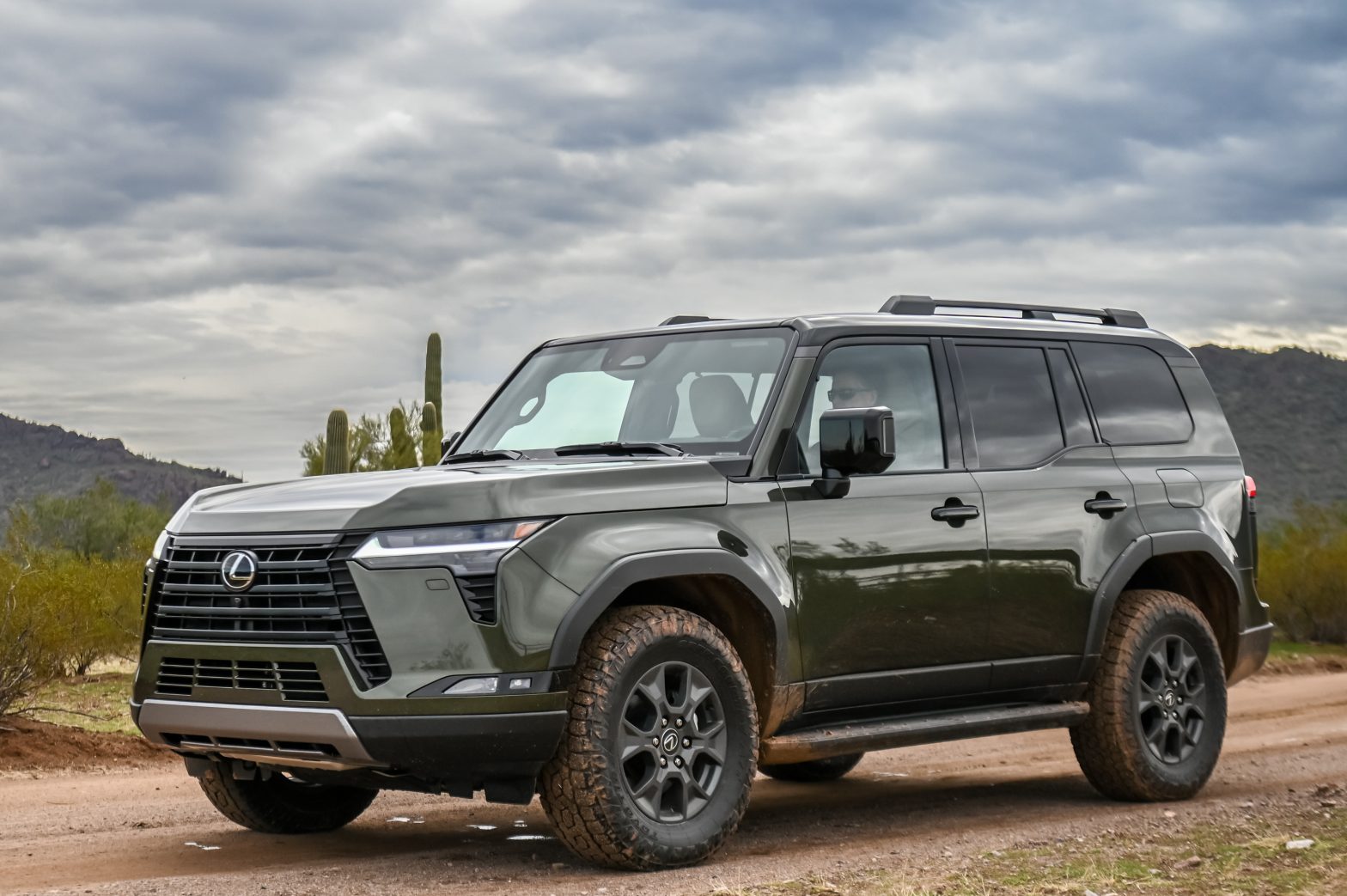 Top 10 Off-Road-Ready SUVs of 2024: Conquer Rugged Trails with These ...
