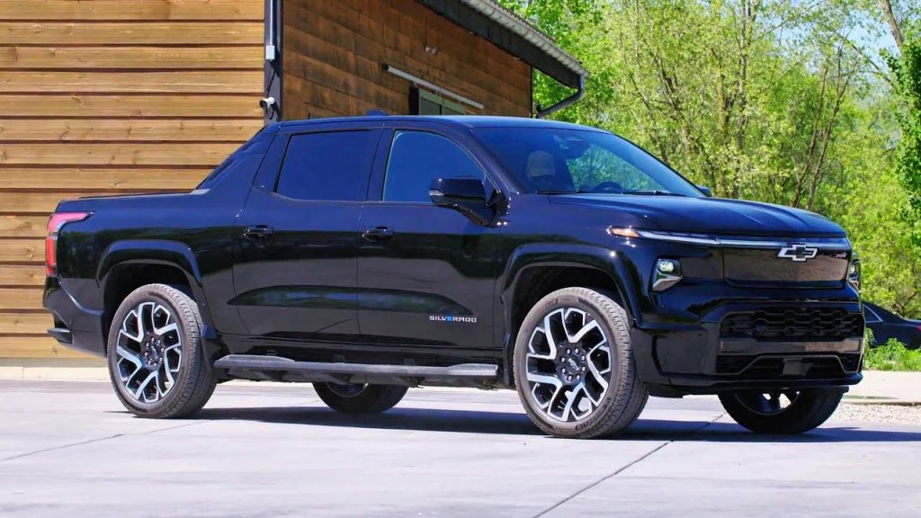 Chevrolet Announced Early Availability of the Silverado EV Work Truck ...
