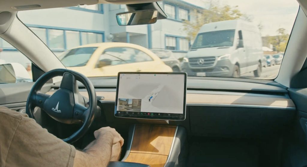 Tesla Launches Free Self-Driving Trials to Boost FSD Adoption During ...
