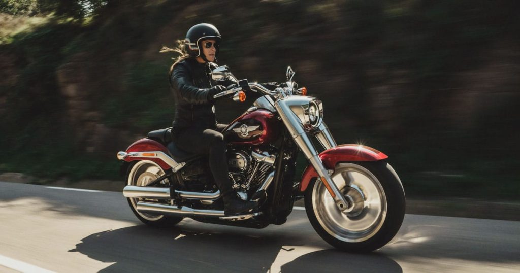 5 Must-Have Accessories for Long Bike Rides - DAX Street