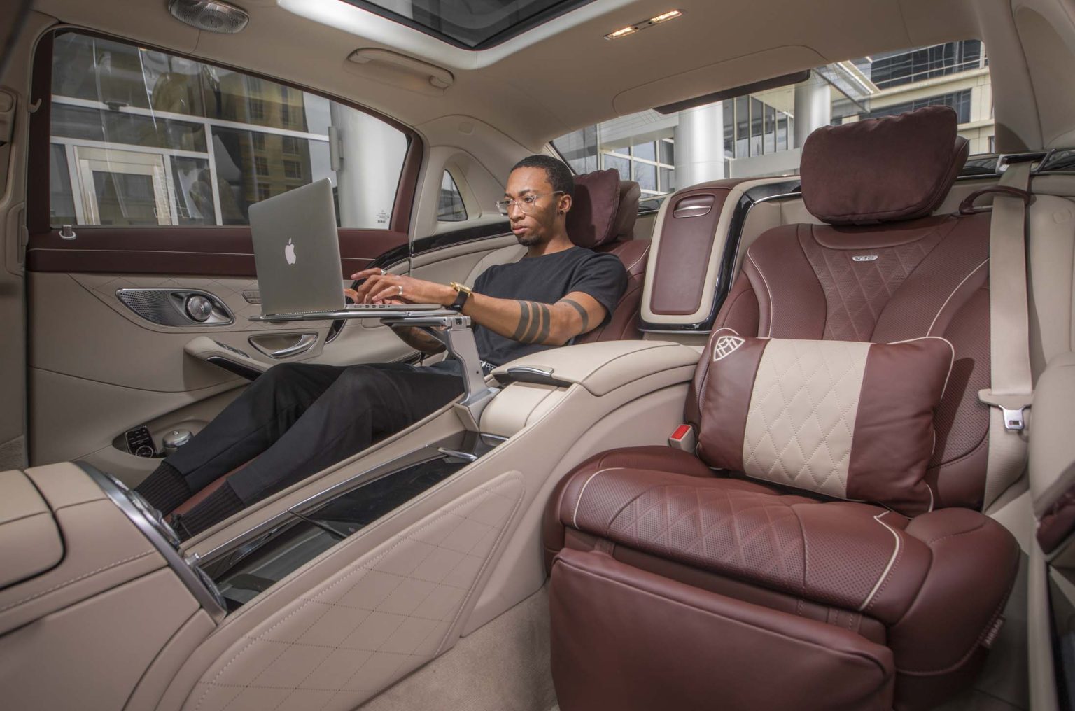 10 Cars With Rear Seats Designed for Maximum Passenger Comfort - DAX Street