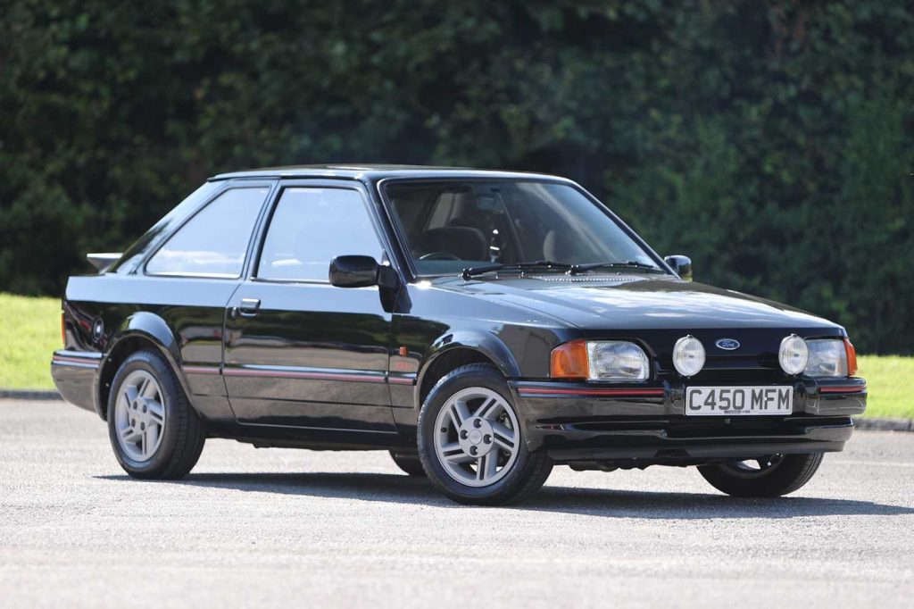 10 Classic Hatchbacks That Defined the ’80s and ’90s - DAX Street