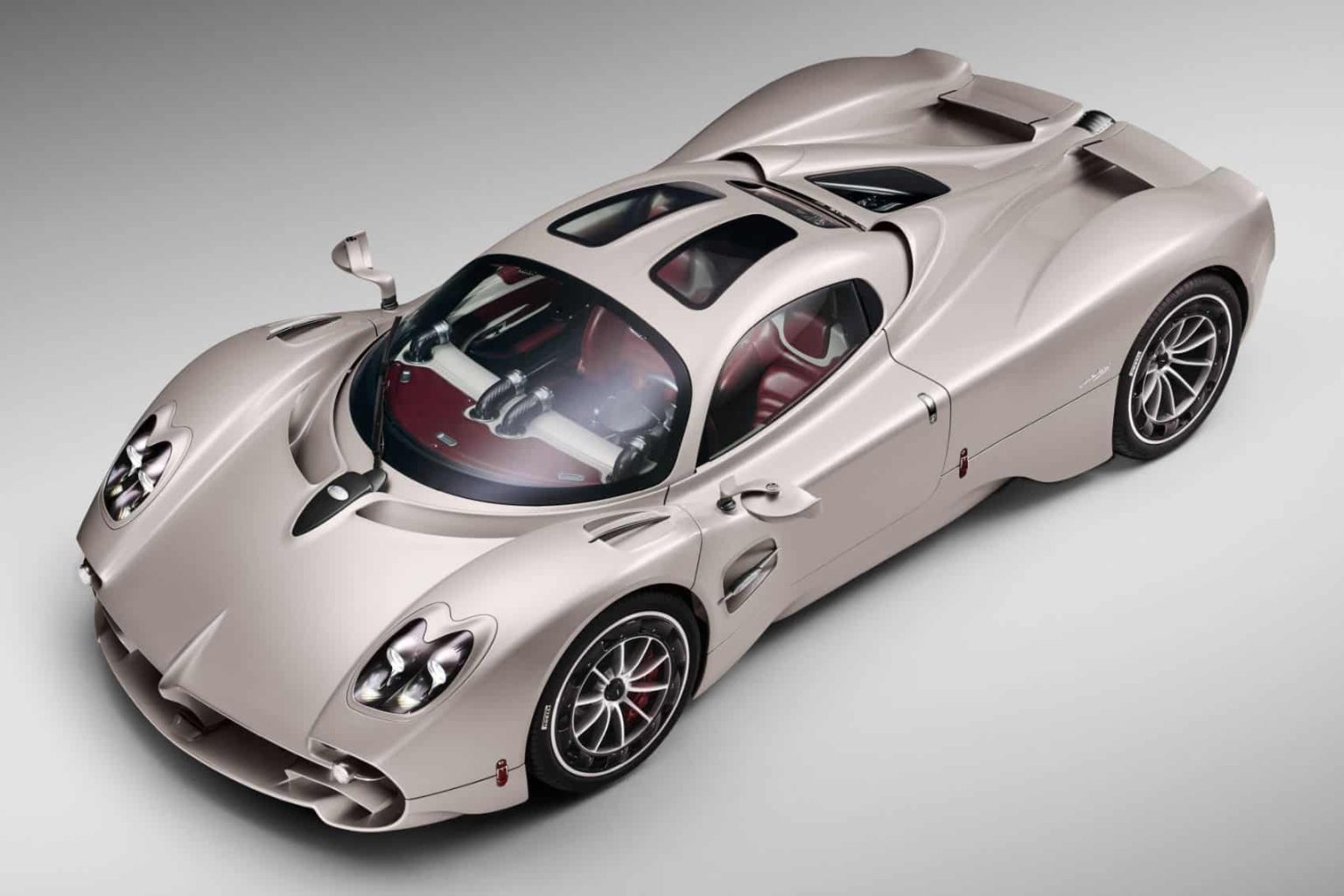 7 Best Hypercars That Redefine Speed Pushing Through New Boundaries ...