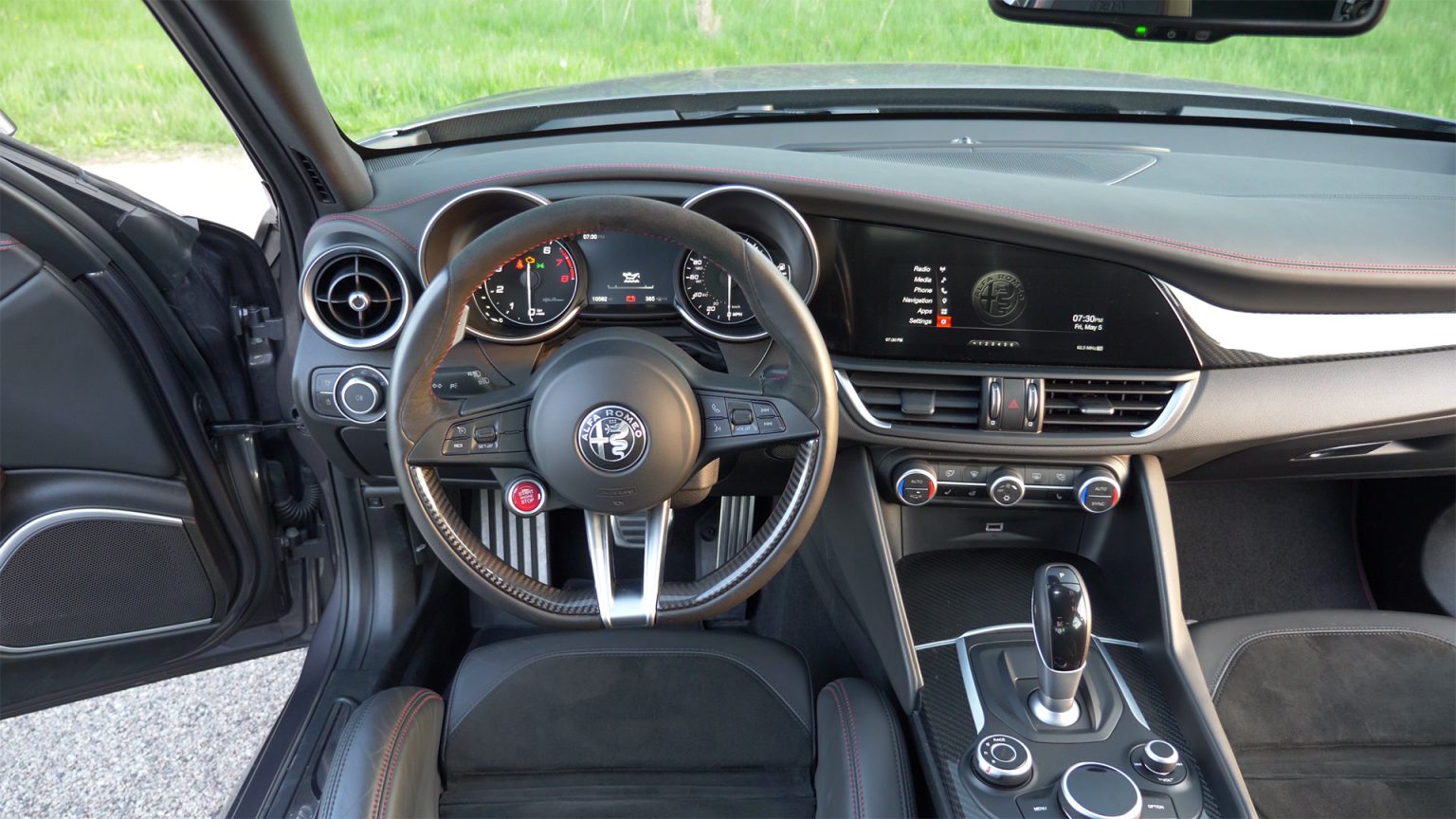 The Evolution of Car Interiors: From Functional Beginnings to High-Tech ...