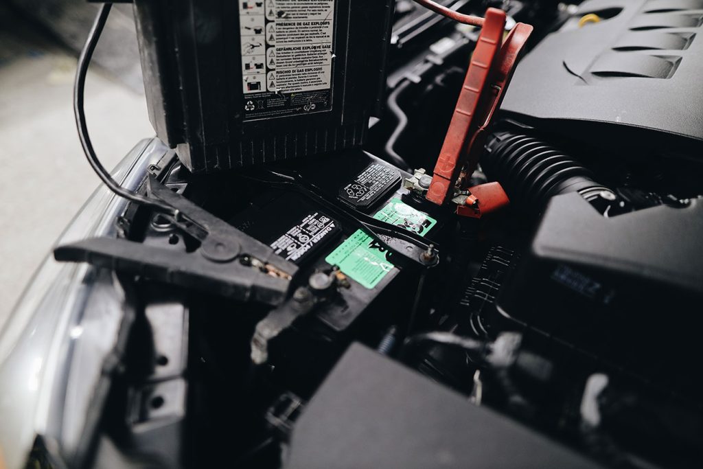 How to Diagnose and Fix a Dead Car Battery: Common Causes, Jump ...
