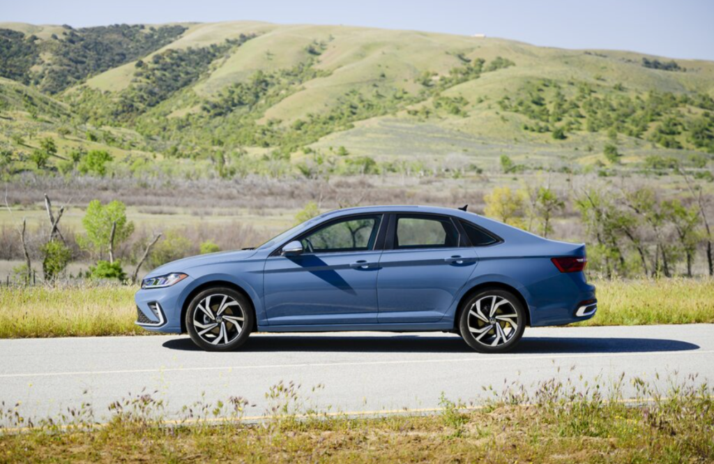10 Cheapest Fuel-Efficient Cars You Can Buy Right Now - DAX Street