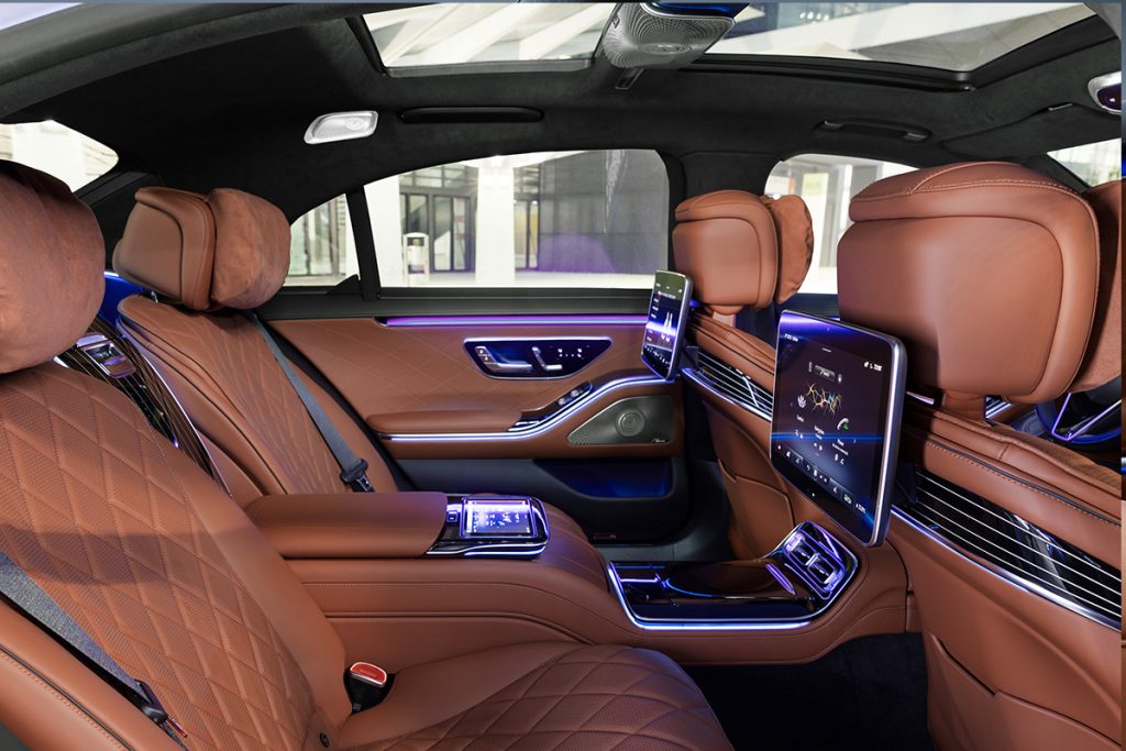 10 Cars That Have the Best Sound Systems from the Factory for an ...