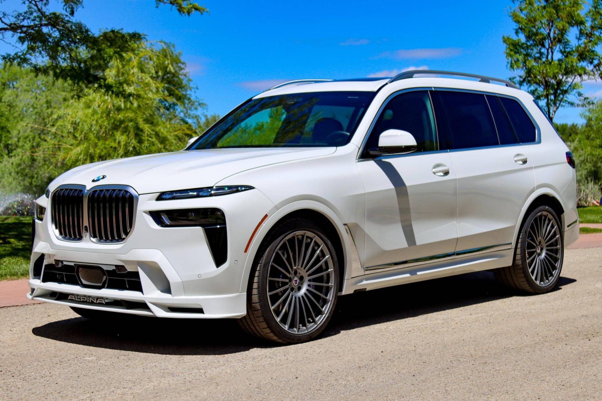 10 Most Powerful SUVs You Can Buy in 2025 That Rival Supercars - DAX Street
