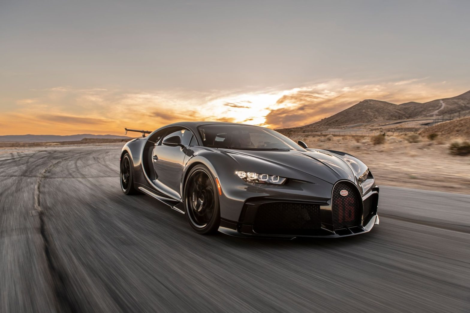 15 Cars That Can Go Over 200 MPH Right Out of the Factory - DAX Street