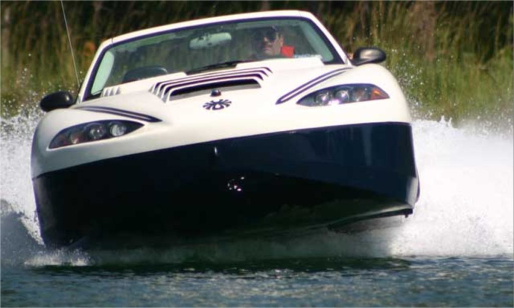 10 Best Amphibious Vehicles Ever Built That Master Land and Water - DAX ...