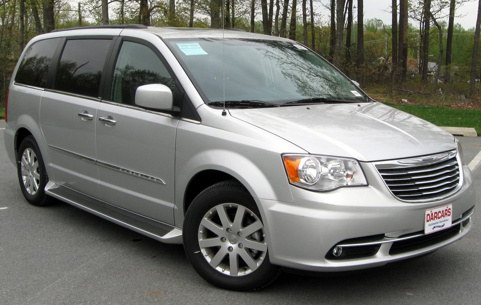 5 Reliable Minivans for Families and 5 That Constantly Break Down - DAX ...