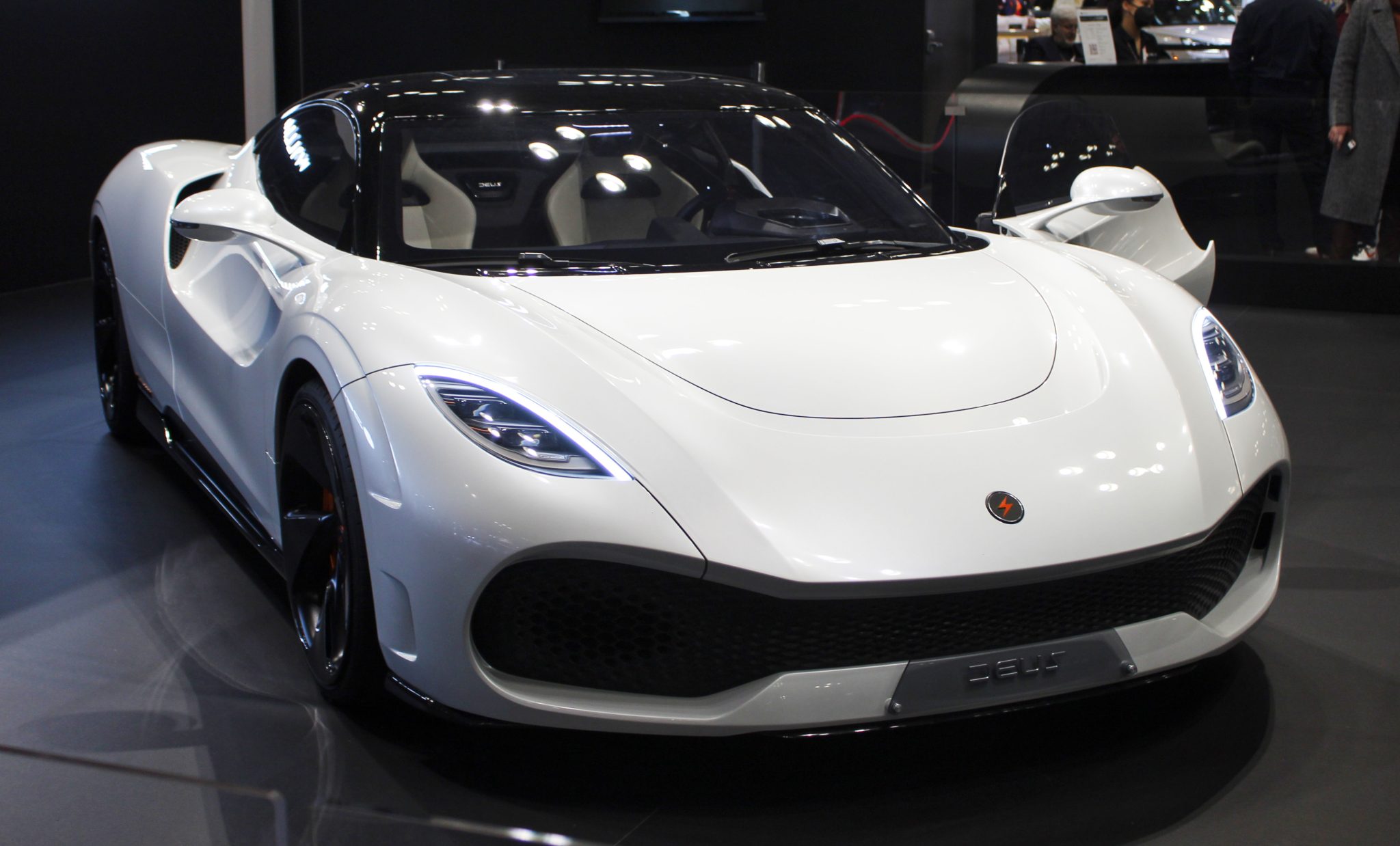 10 Best Cars with Over 1,000 Horsepower That Redefine Speed and ...