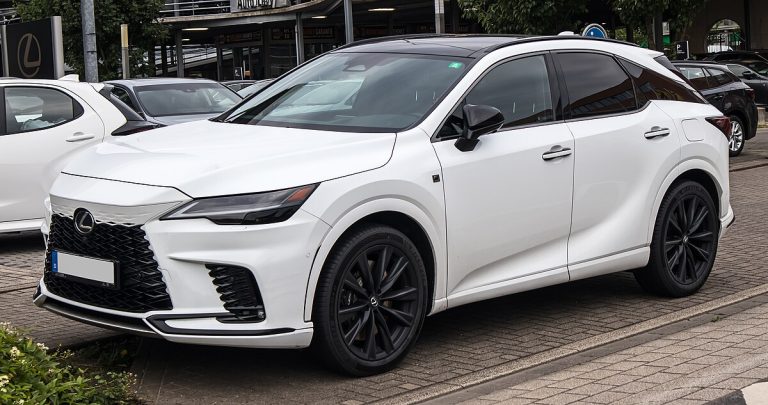 10 SUVs That Offer the Best Protection in a Crash With Advanced Safety ...