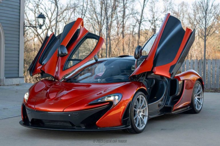 15 Cars That Can Go Over 200 MPH Right Out of the Factory - DAX Street