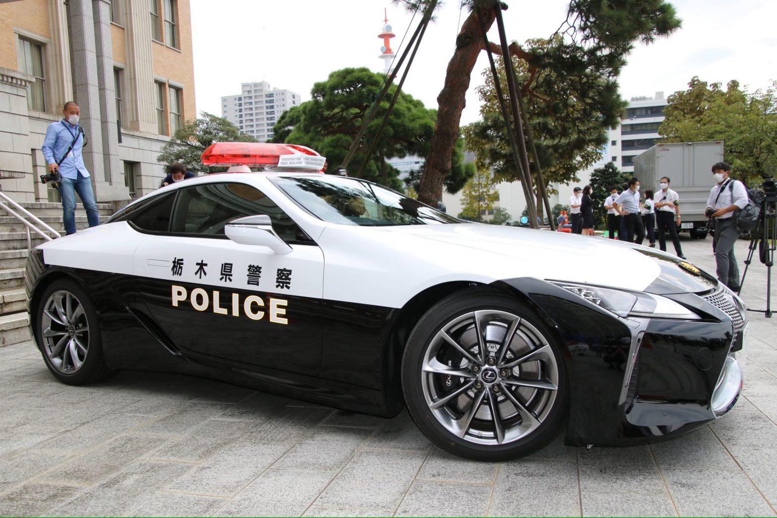 10 Police Cars That Were Faster Than Most Supercars - DAX Street