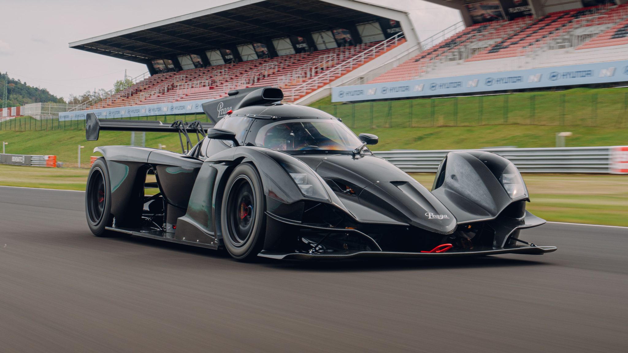 12 Track-Focused Cars That Are Surprisingly Road Legal - DAX Street