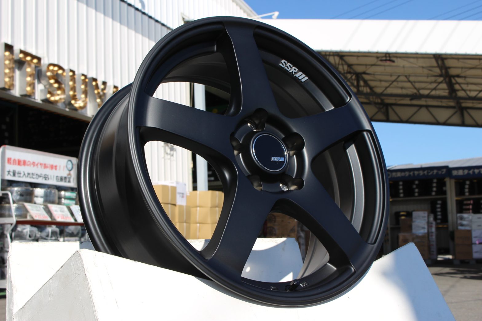 10 Best Lightweight Rims for Improved Handling - DAX Street