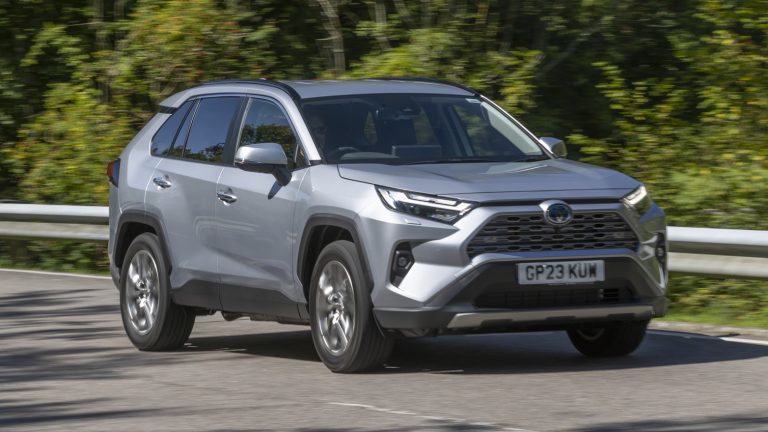 10 Best Winter Cars for Snow and Ice 2025: Top Picks for Every Category ...