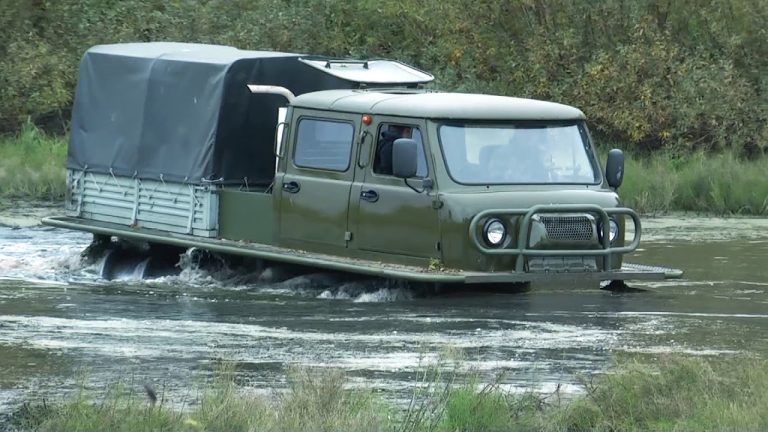 10 Best Amphibious Vehicles Ever Built That Master Land and Water - DAX ...
