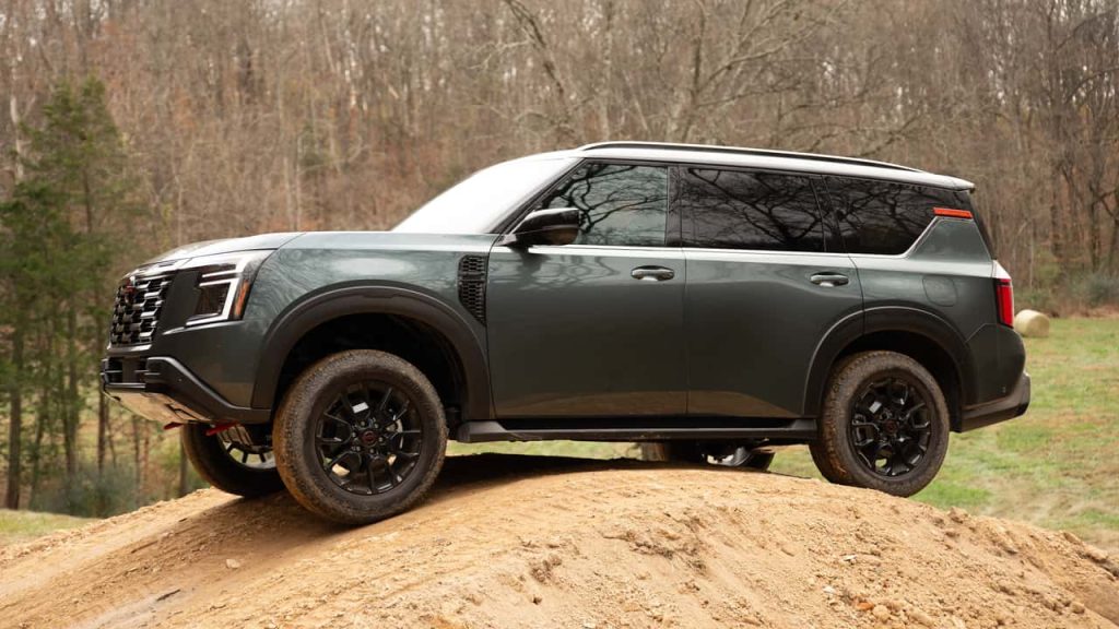 10 Best Cars With Built-In Navigation for 2025 and 2026 - DAX Street
