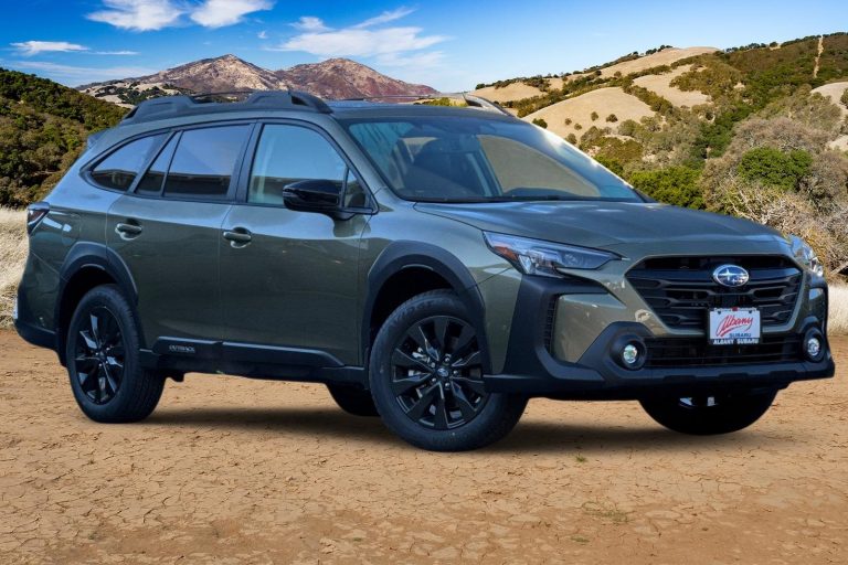 Best 10 4x4 Cars to Drive in 2025 Offering Comfort and Off-Road ...