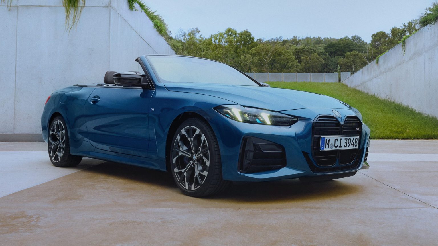 9 Best Convertible Supercars for Open-Top Thrills with Luxury, Speed ...
