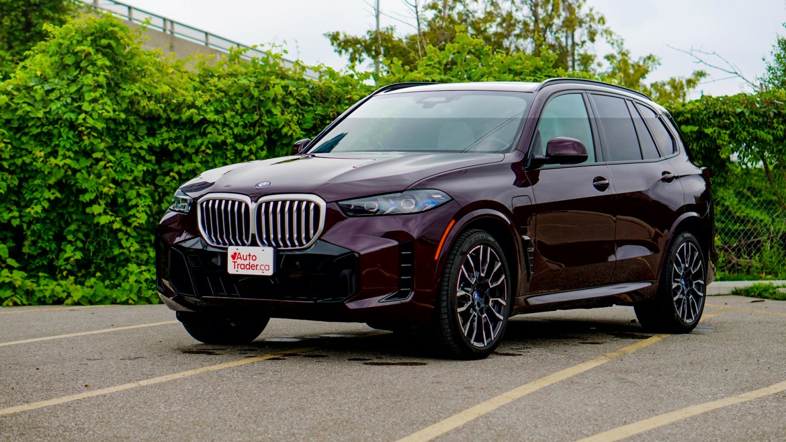 12 Plug-In Hybrid Cars with the Longest Electric Range in 2025 - DAX Street