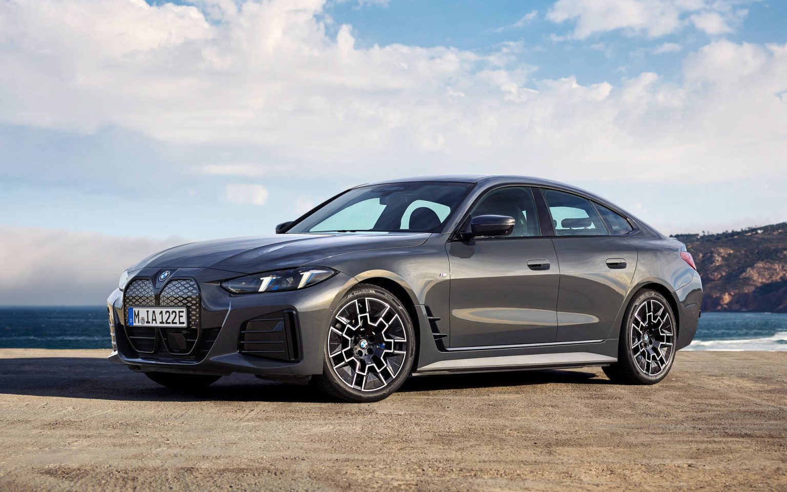 5 Cars With Best Smartphone Integration And 5 With Poor - DAX Street