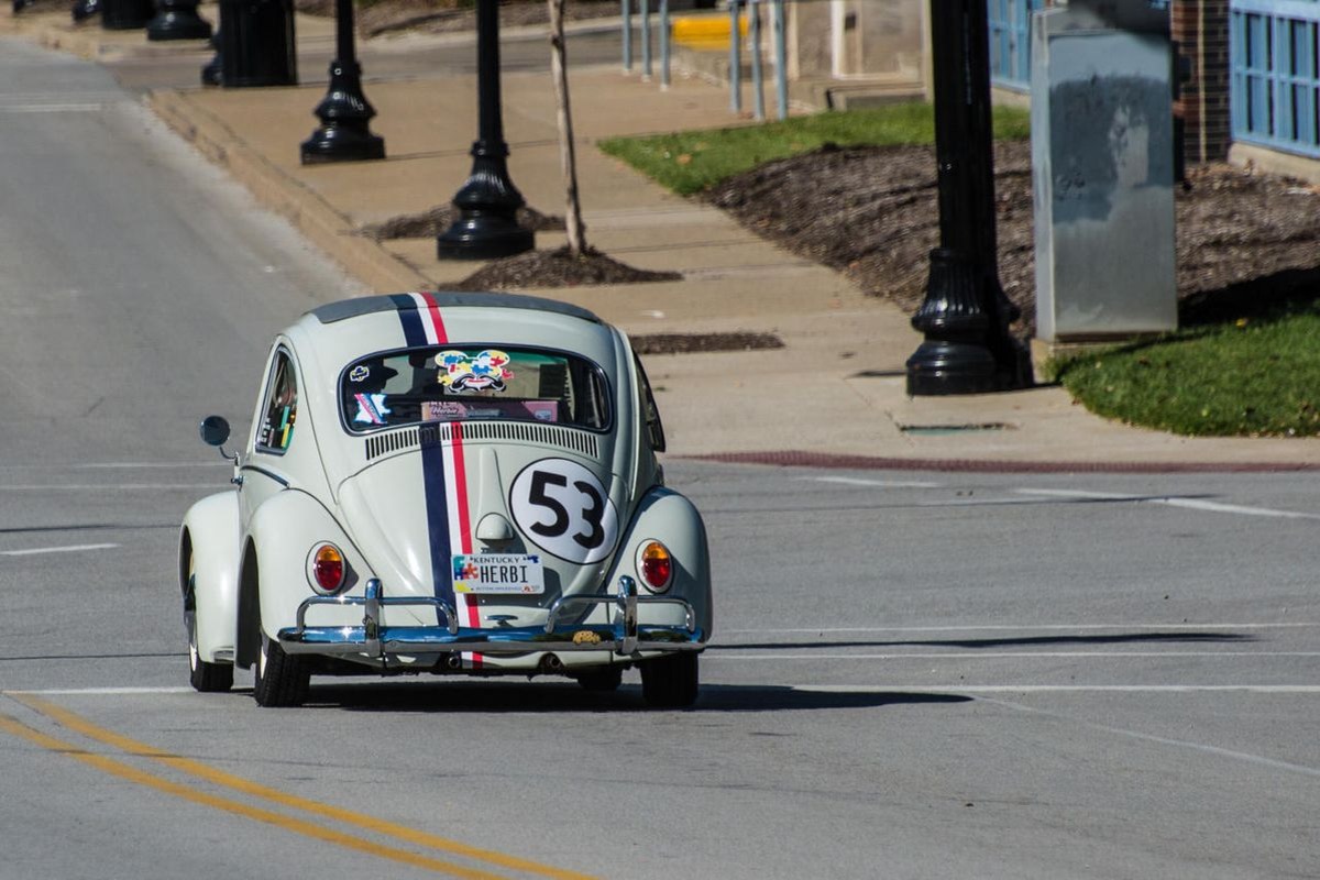 12 Vehicles Made Famous by Hollywood Films and TV Shows - DAX Street