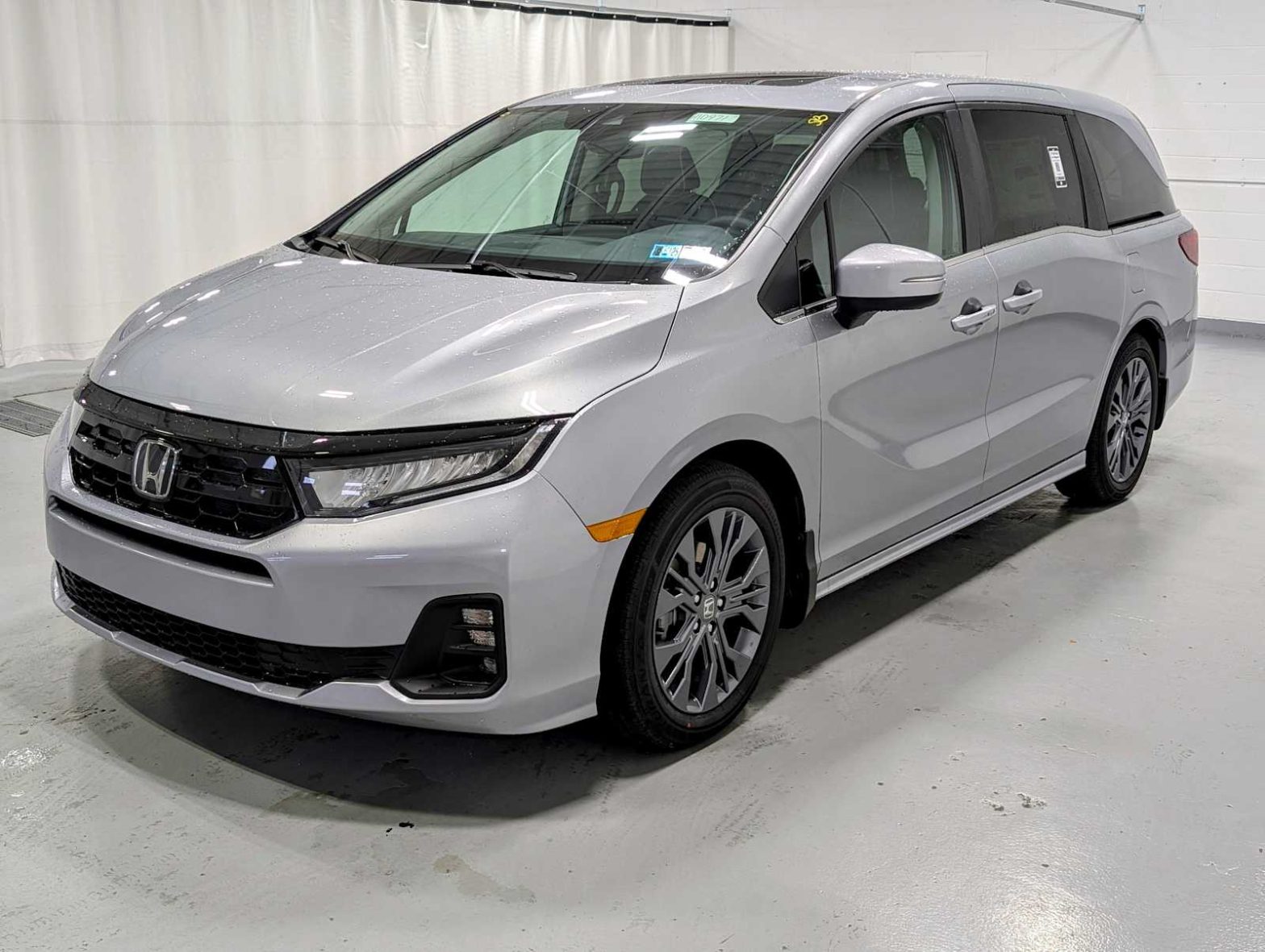 5 Minivans Offering the Most Spacious Interiors in the USA - DAX Street