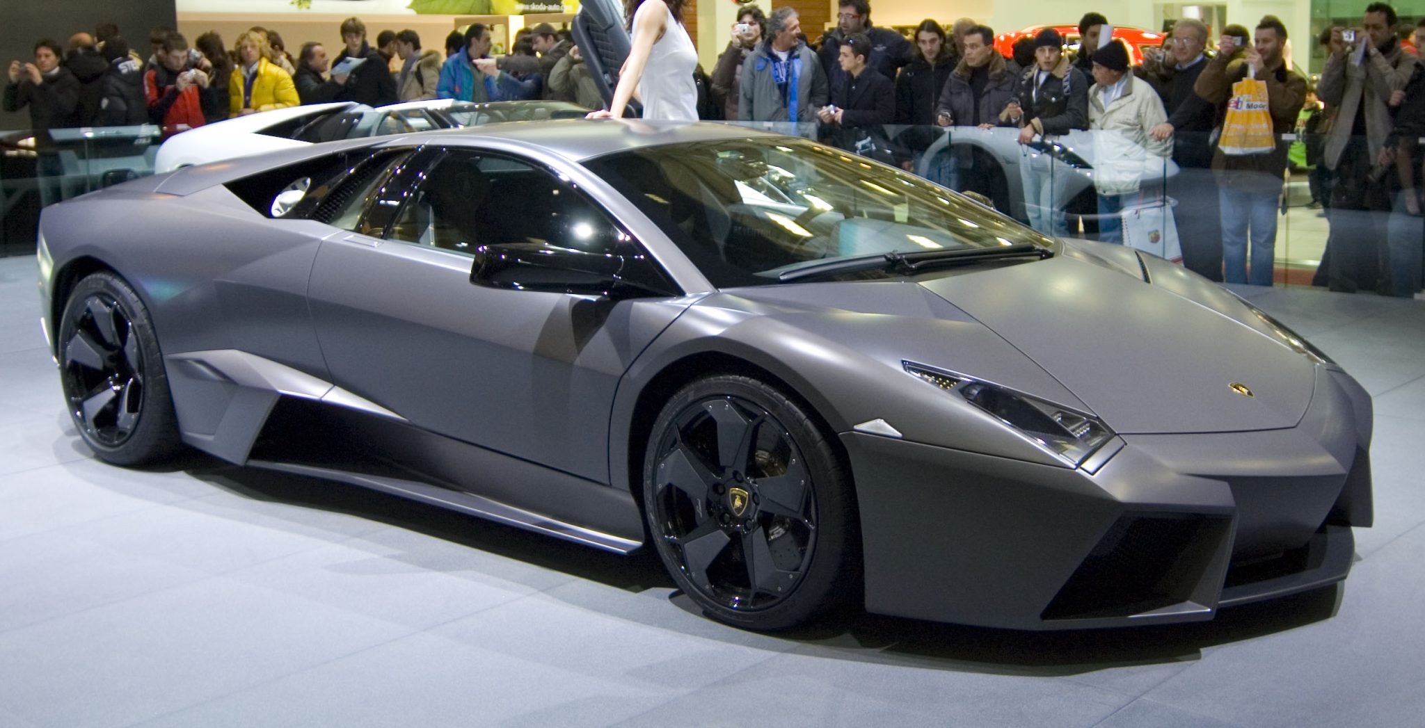 10 Cars That Were Built With Airplane-Inspired Designs and Futuristic ...