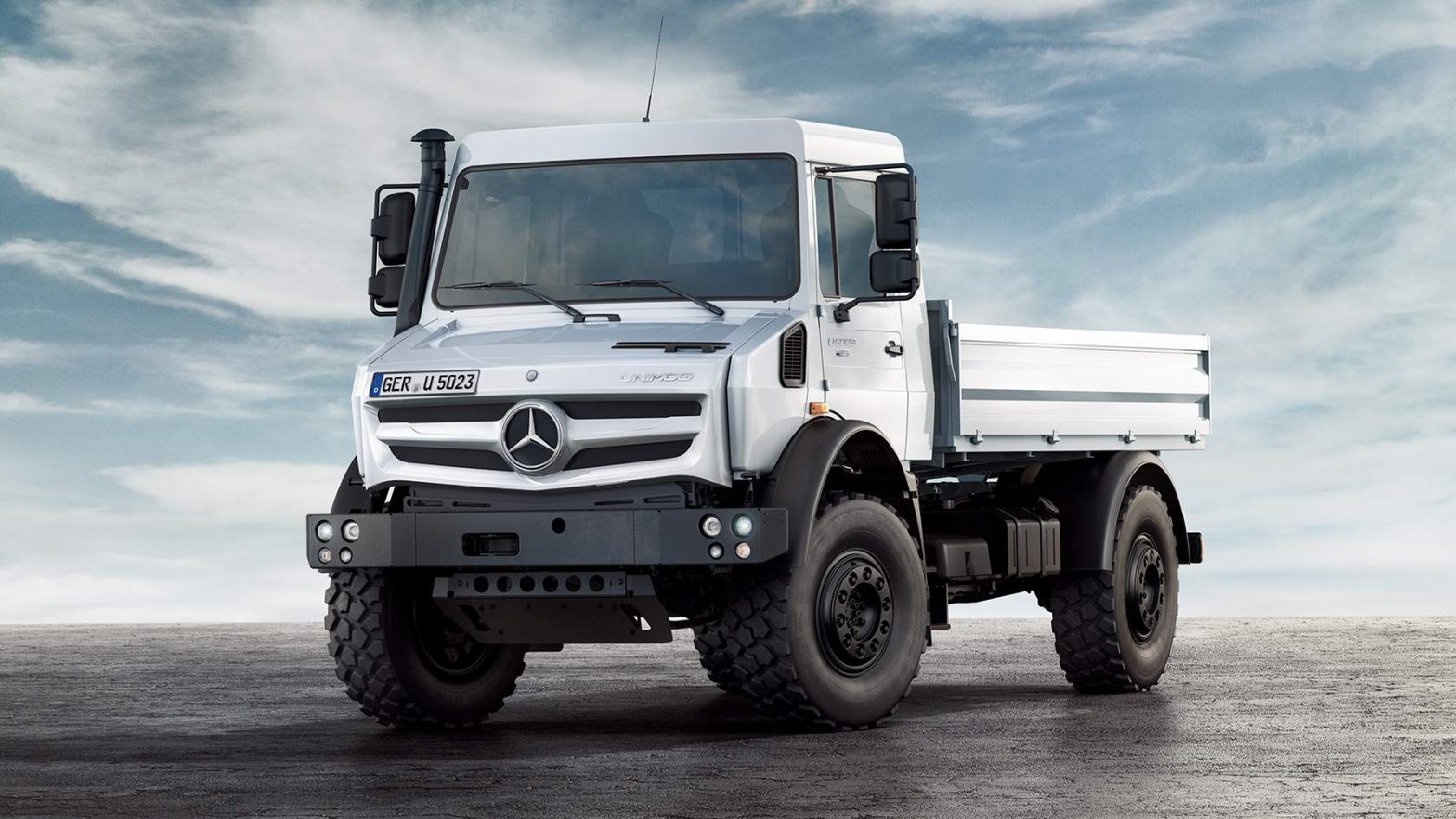 10 Cars That Could Survive the Zombie Apocalypse - DAX Street