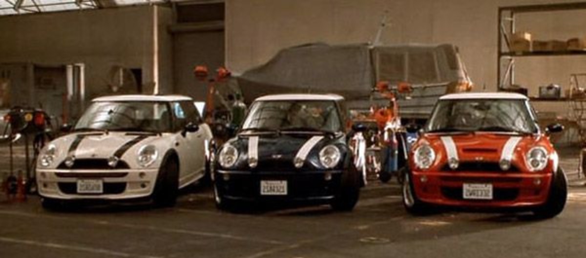 12 Vehicles Made Famous by Hollywood Films and TV Shows - DAX Street