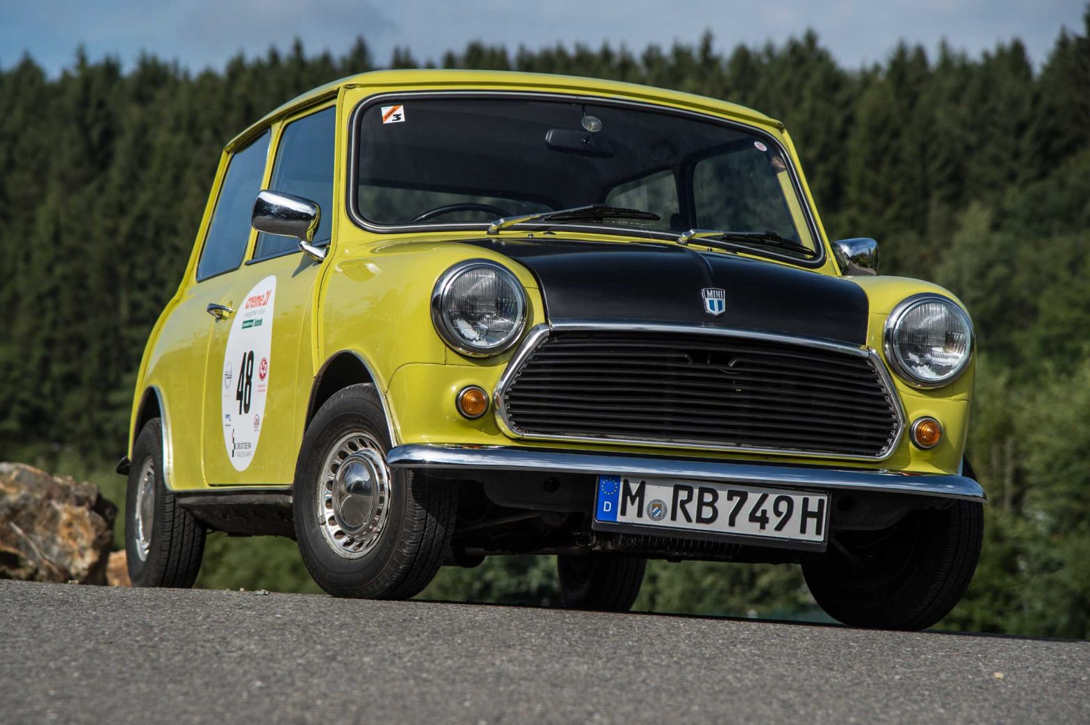 12 Cars from TV Shows That Became Pop Culture Legends - DAX Street