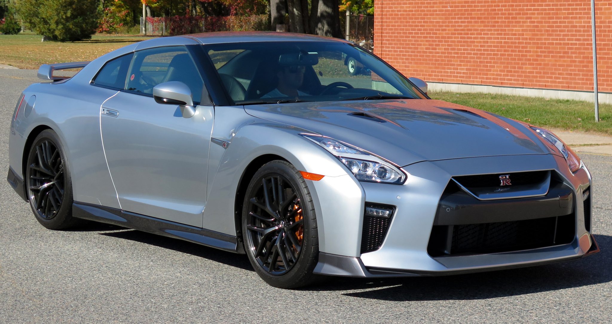 10 Sports Cars That Are Surprisingly Practical for Daily Driving ...