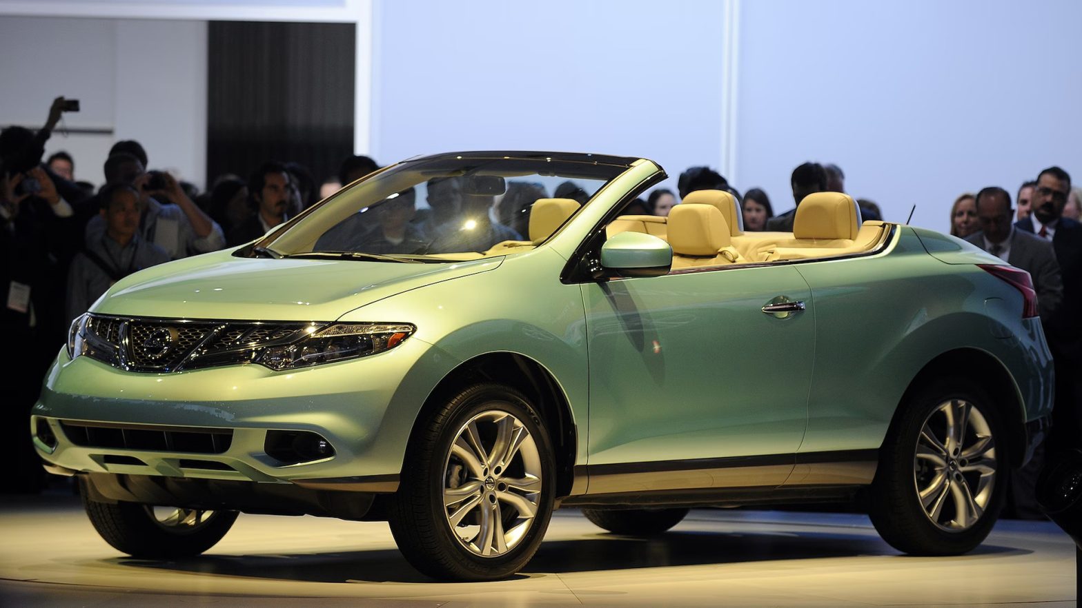 10 Cars That Failed to Deliver on Their Overhyped Promises - DAX Street