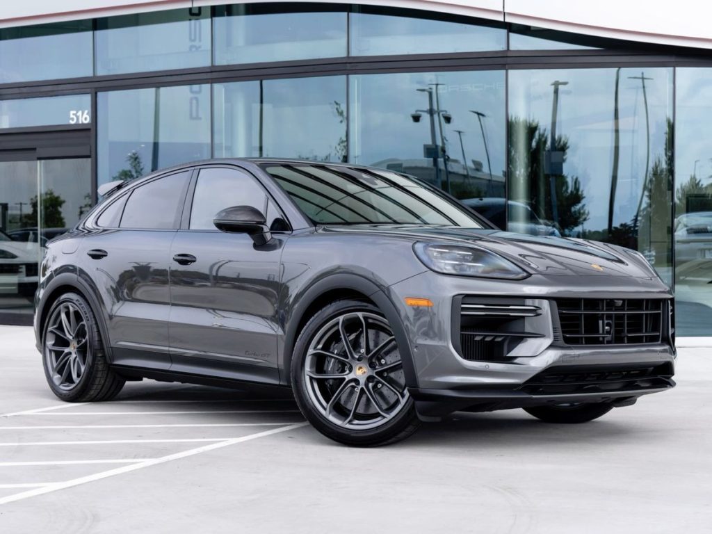 5 SUVs With Fastest 0–60 MPH And 5 With The Slowest - DAX Street