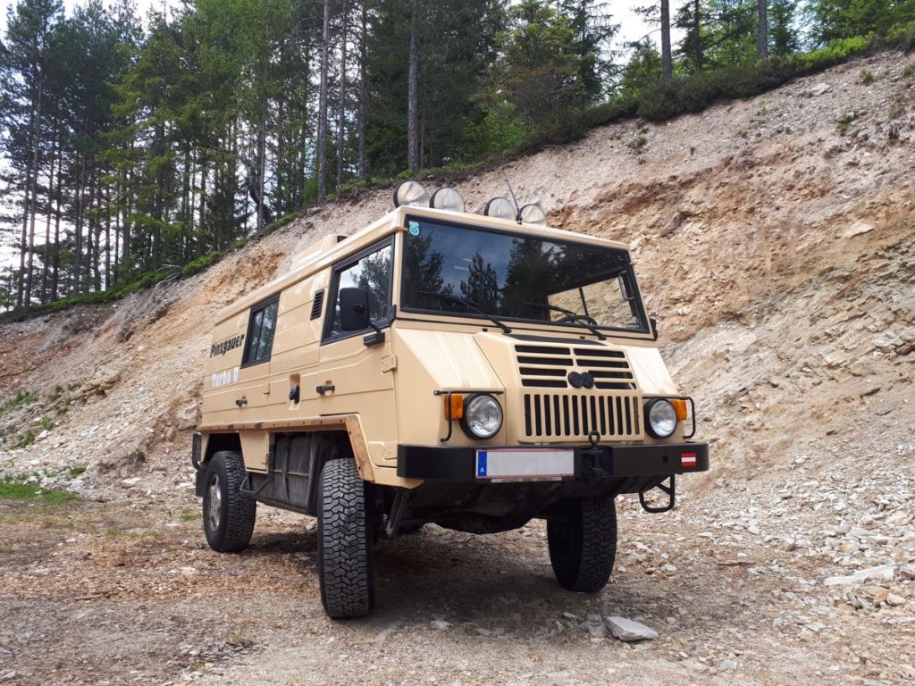 9 Vehicles That Were Designed for Harsh Military Use But Became Road ...