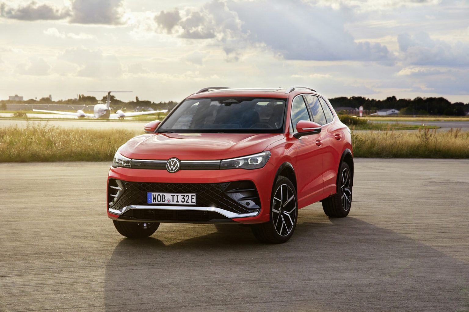 12 Compact SUVs With the Most Spacious Interiors Compared - DAX Street