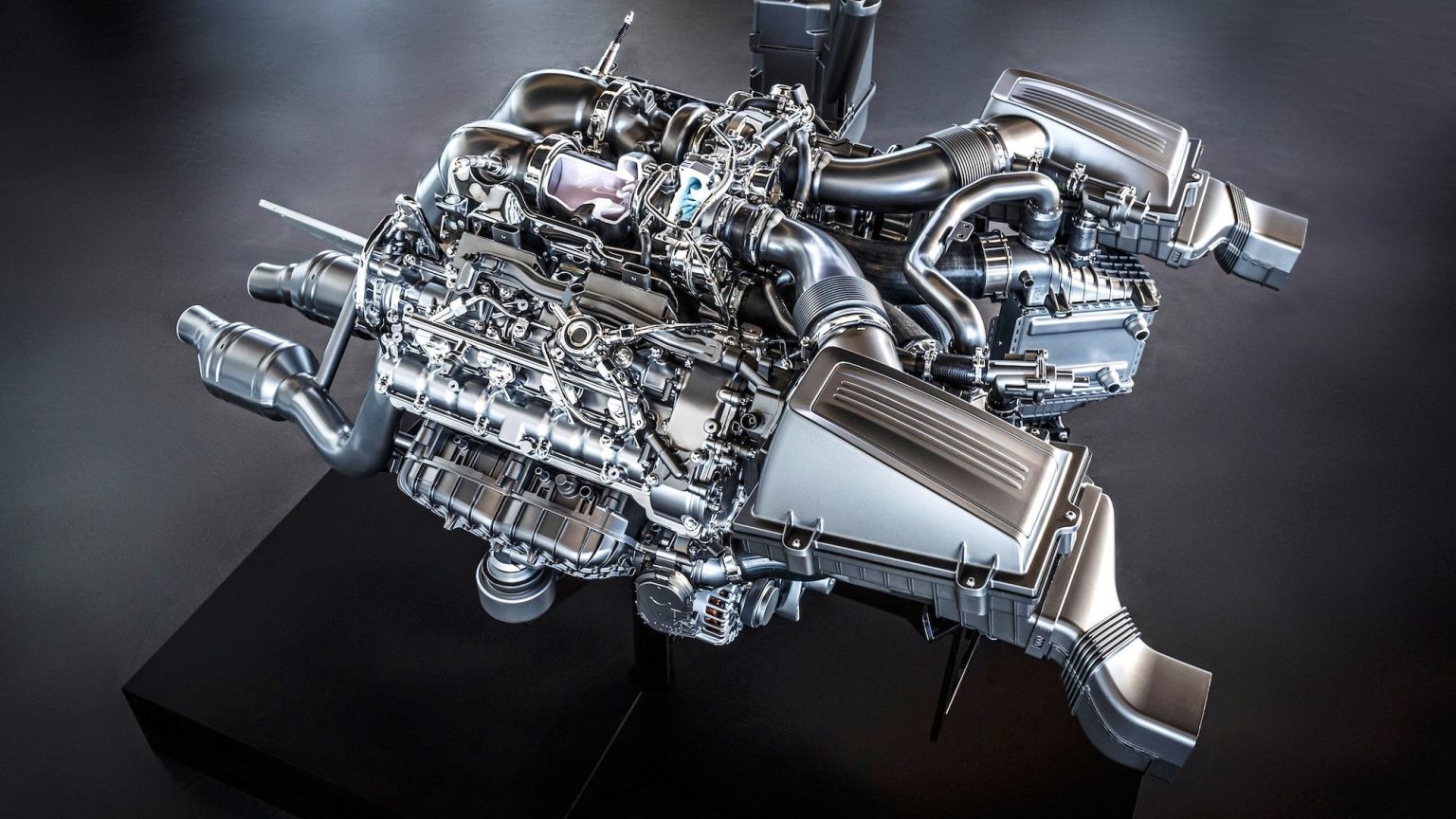 12 Legendary Car Engines That Are Still Used Today for Performance ...