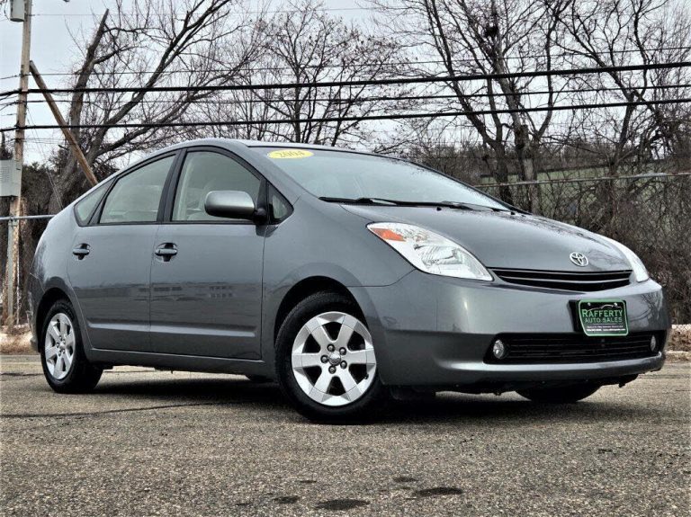 10 Cars Built Before 2010 That Still Get 30+ MPG - DAX Street