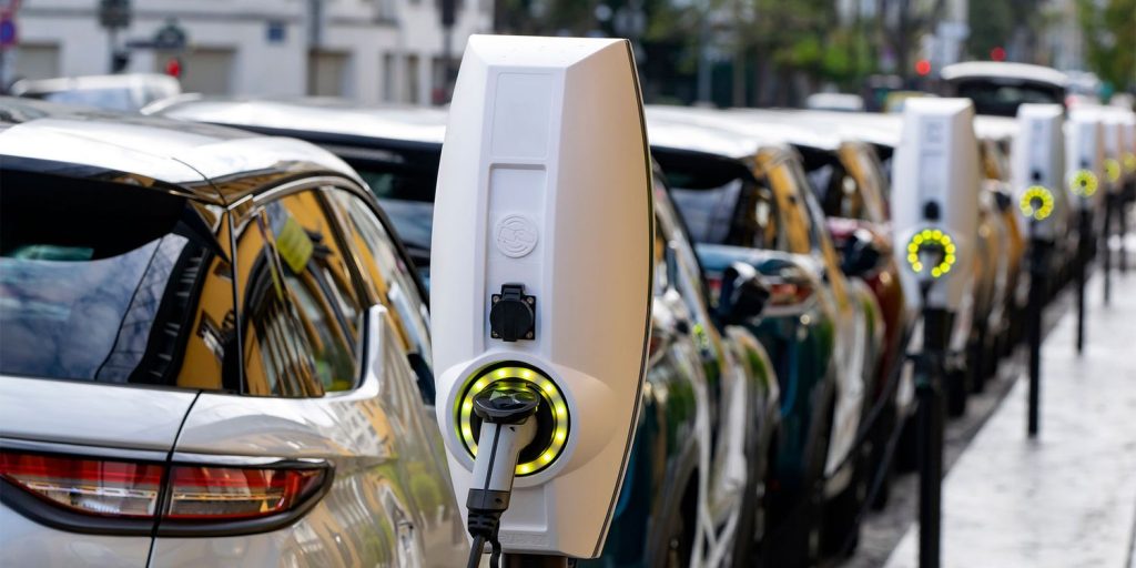 Top 10 Common EV Problems That Are Hard to Fix - DAX Street