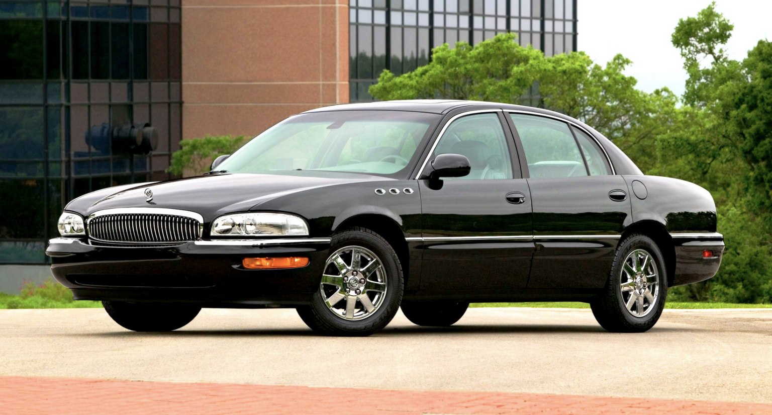10 Luxury Cars From the '90s That Still Work Like New - DAX Street